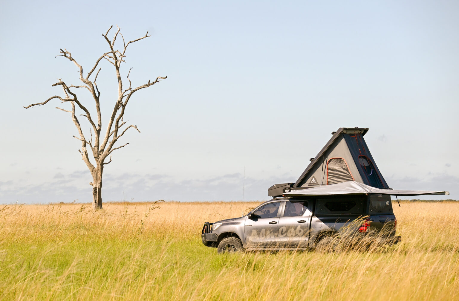 Alu-Cab Gen 3R Expedition Rooftop Tent | Wild Roaming
