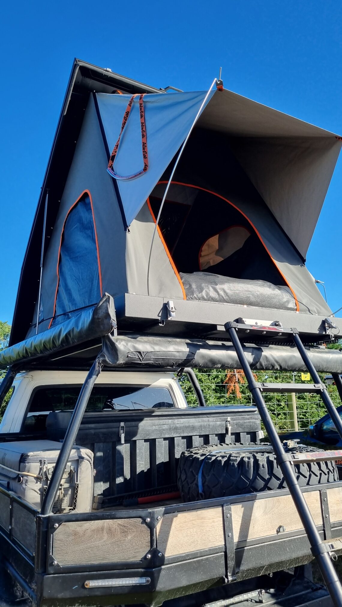 Alu-Cab Gen 3R Expedition Rooftop Tent | Wild Roaming