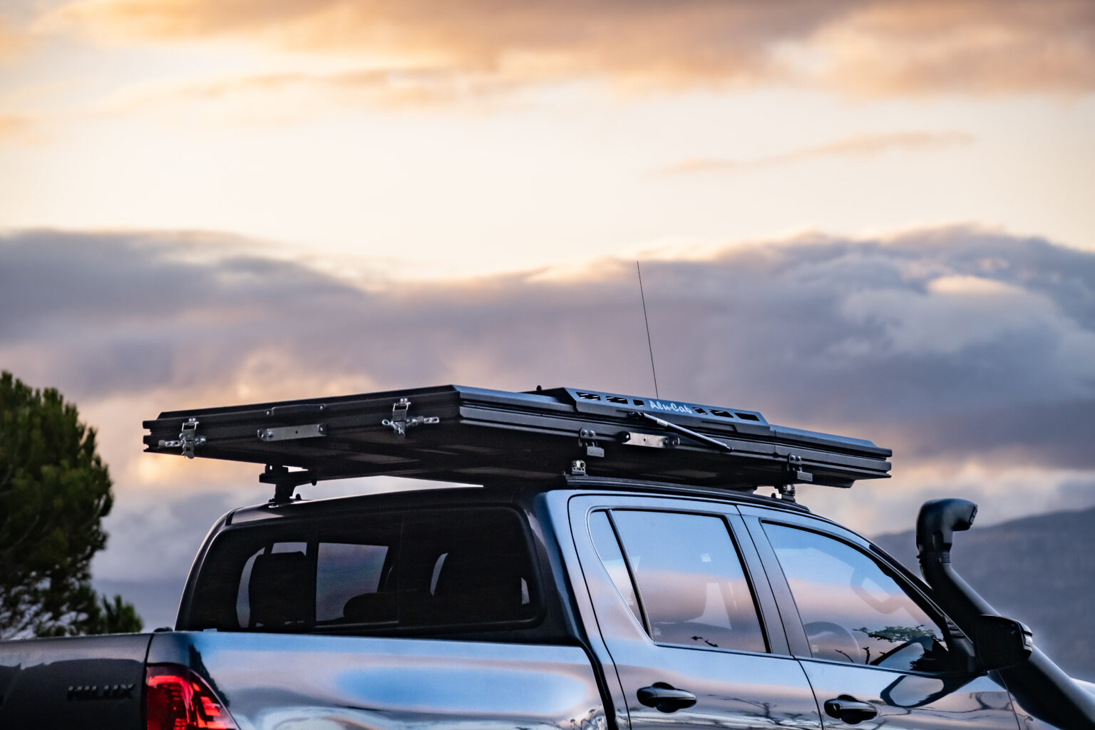 Alu-Cab LT50 Lightweight Roof Top Tent | Wild Roaming